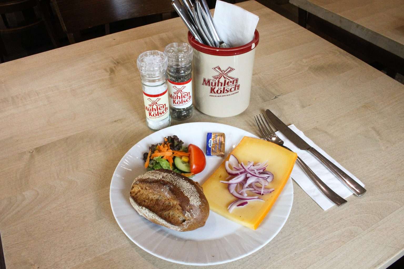 Halve Hahn | Das Kultgericht im kölschen Brauhaus